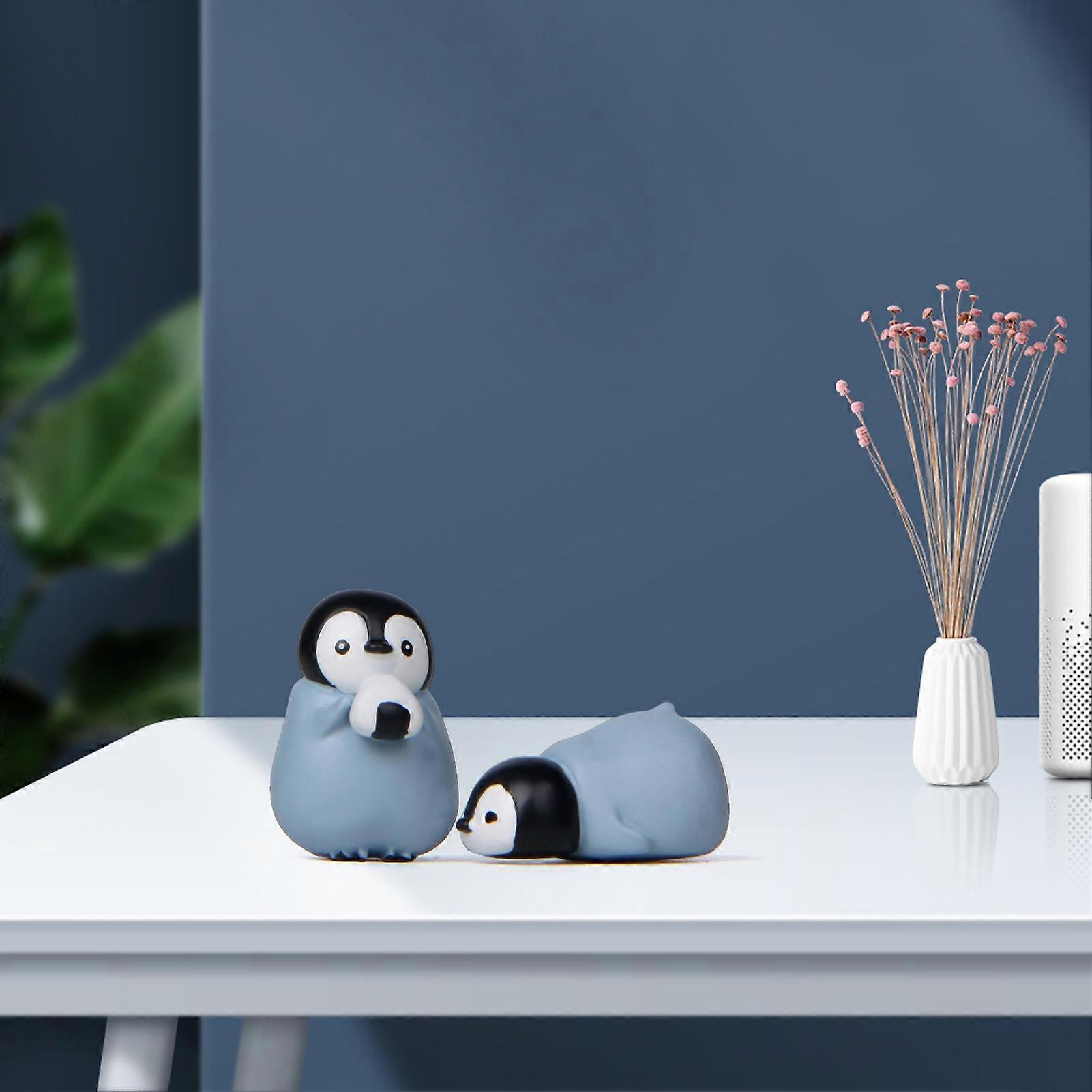 Freestanding Penguin Figurine Anti-fade Plastic Cake Topper Fantasy ...