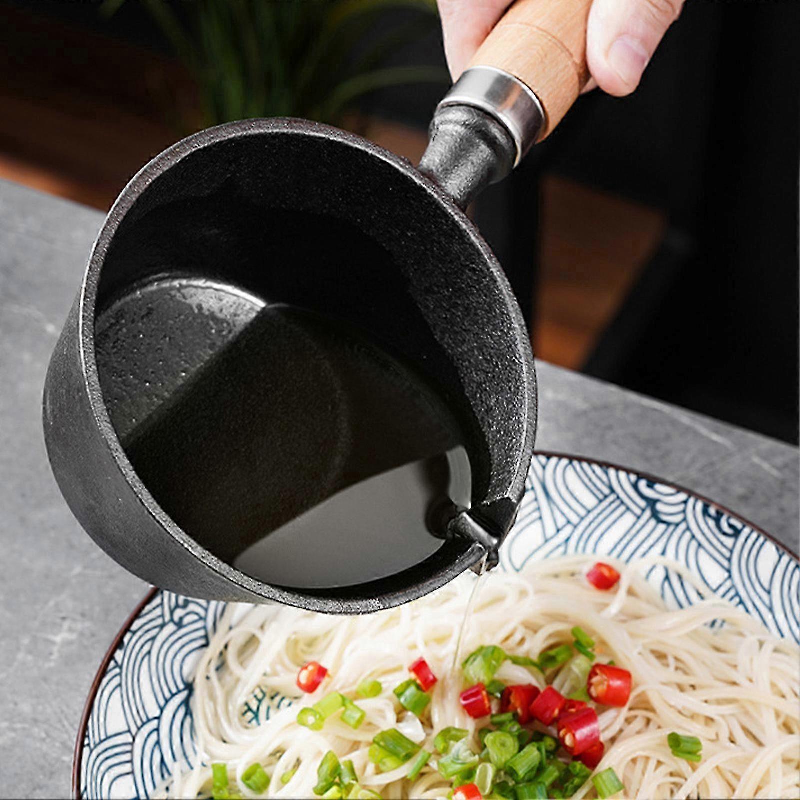 Mini Butter Melting Pot Round Sturdy Cast Iron Dripless Spout Wooden ...