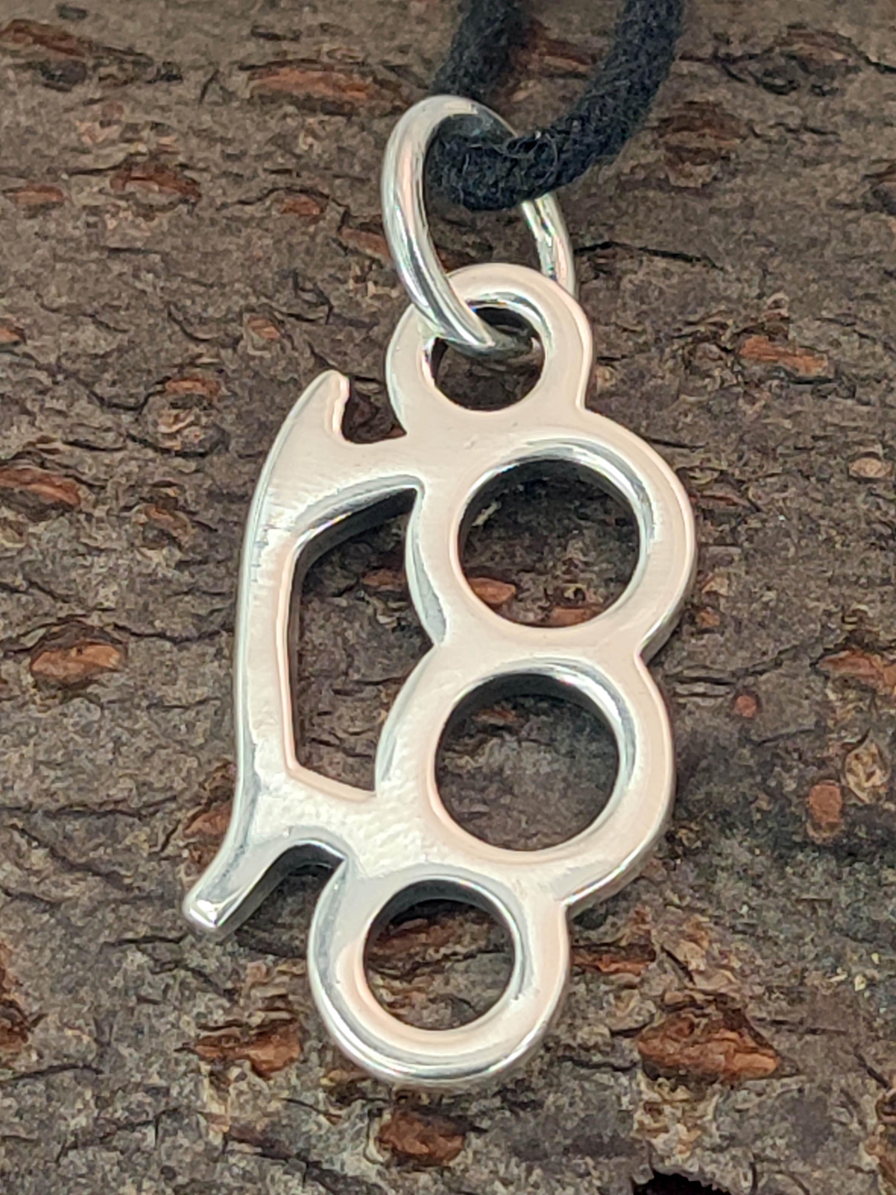 Brass knuckles 176 with snake chain - silver | Fruugo UK