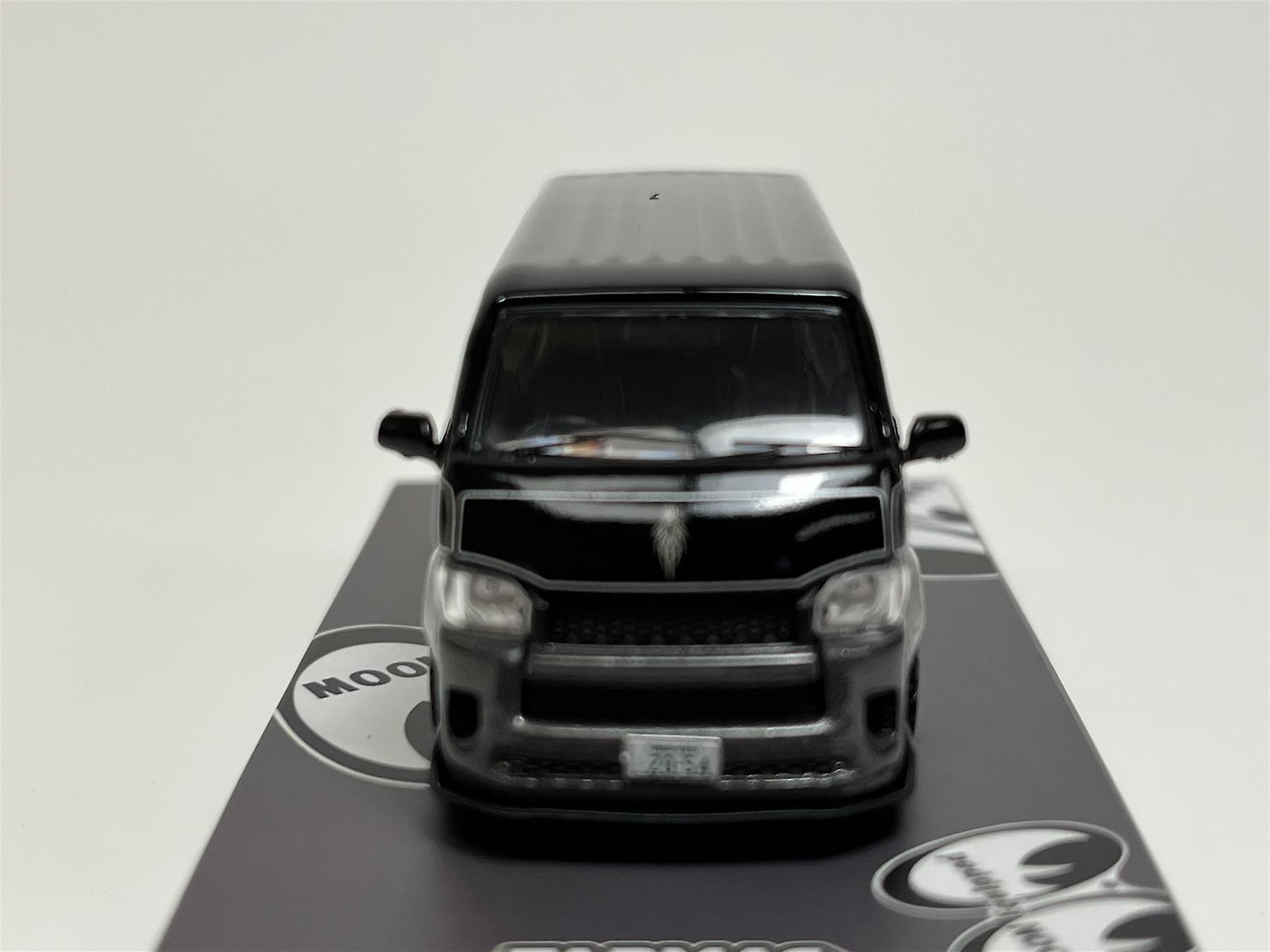 Toyota Hiace Widebody Mooneyes Black 1:64 Scale Tarmac Works T64038ME2 ...