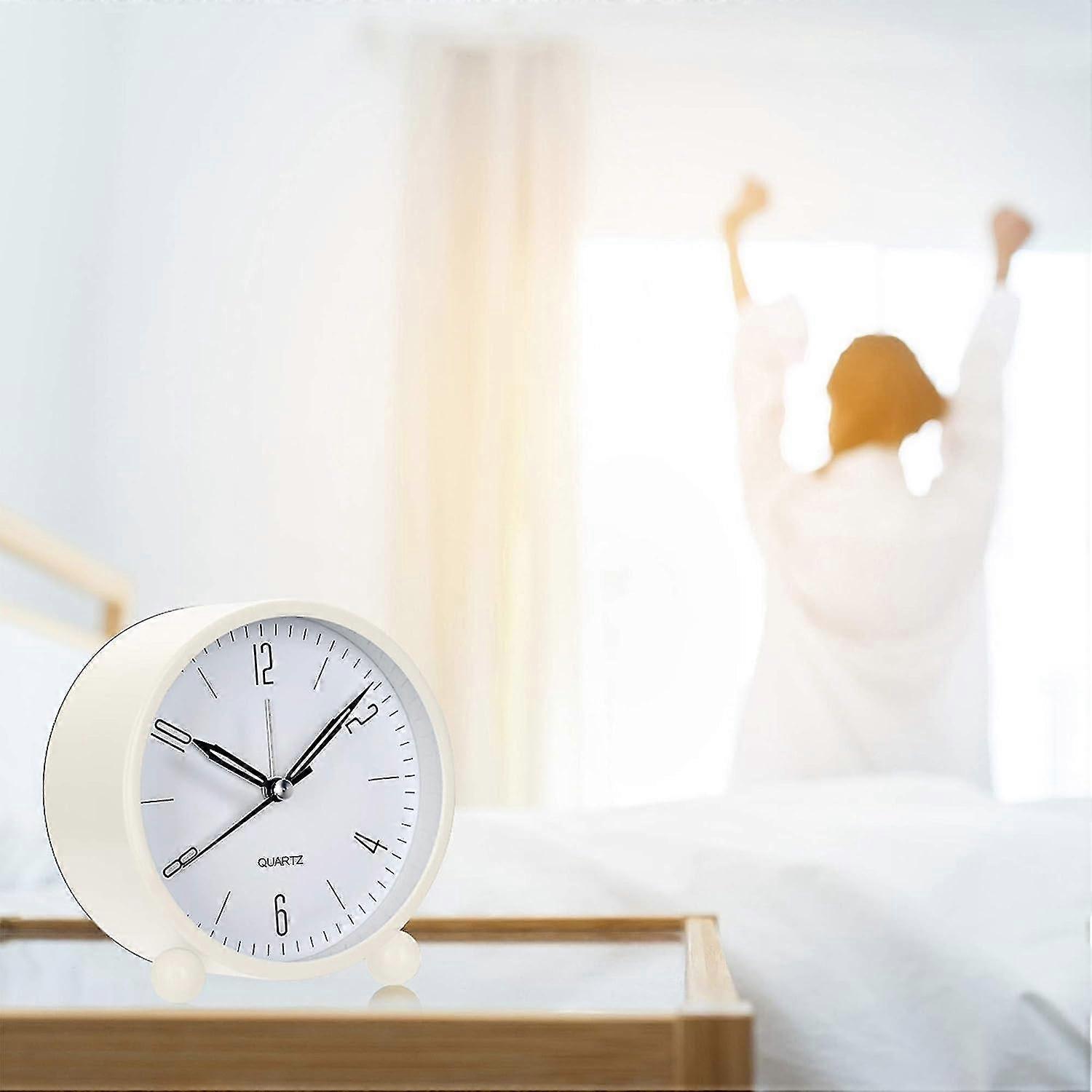 Analog Alarm Clock, 4 Inch Large Face, Minimalist Round Metal Alarm ...