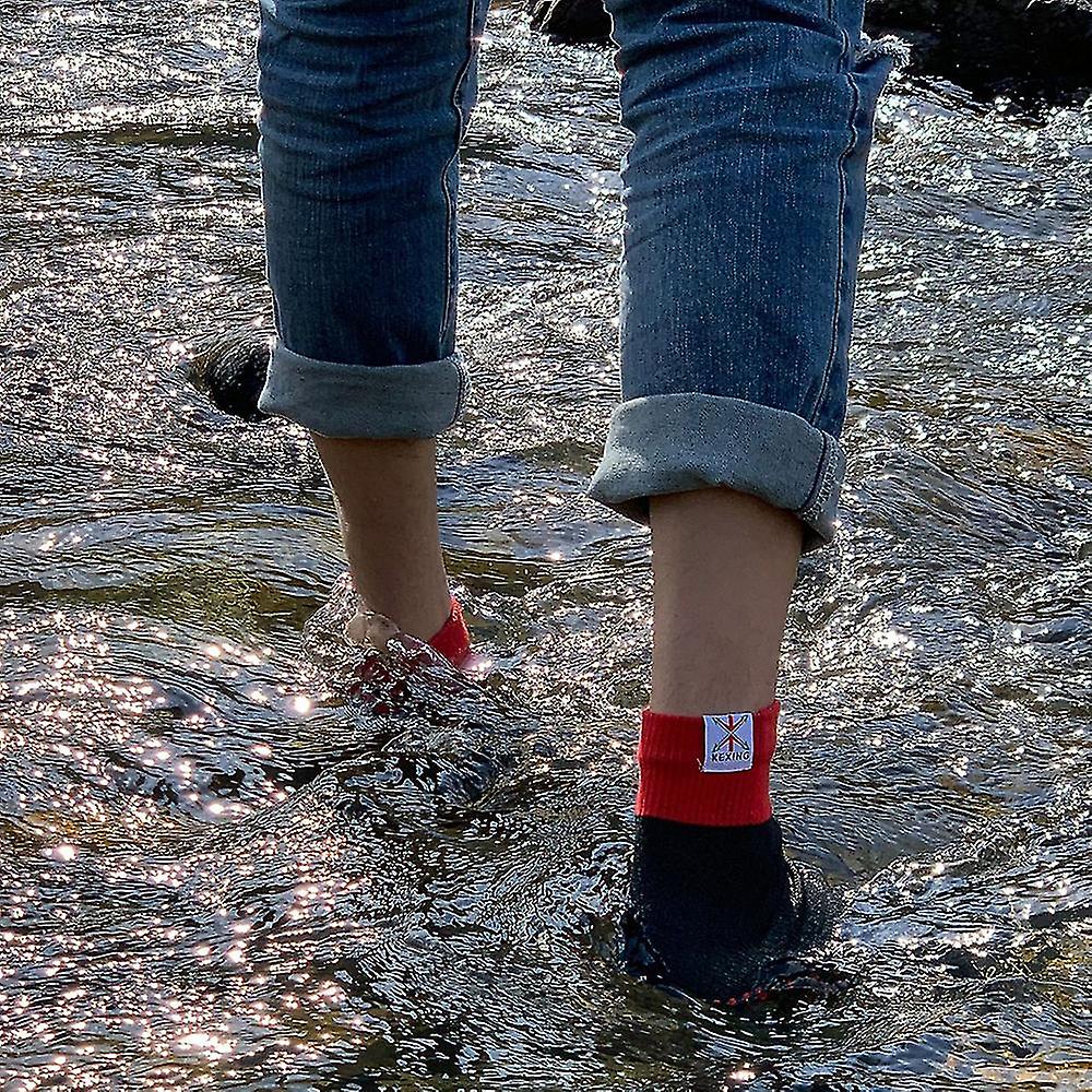 The World's Most Minimalist Footwear Free Your Feet High Cut Toe Socks ...