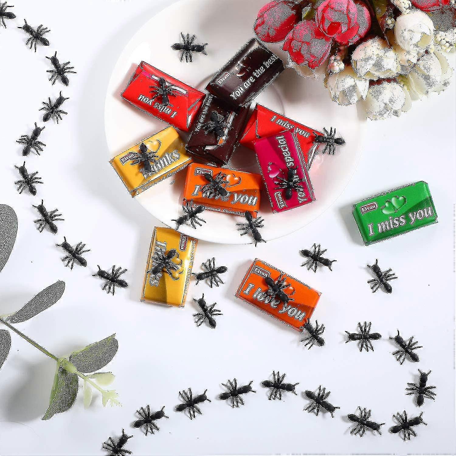 300 Pieces Fake Ants Prank Plastic Black Ant Bugs Joke Toys Realistic ...