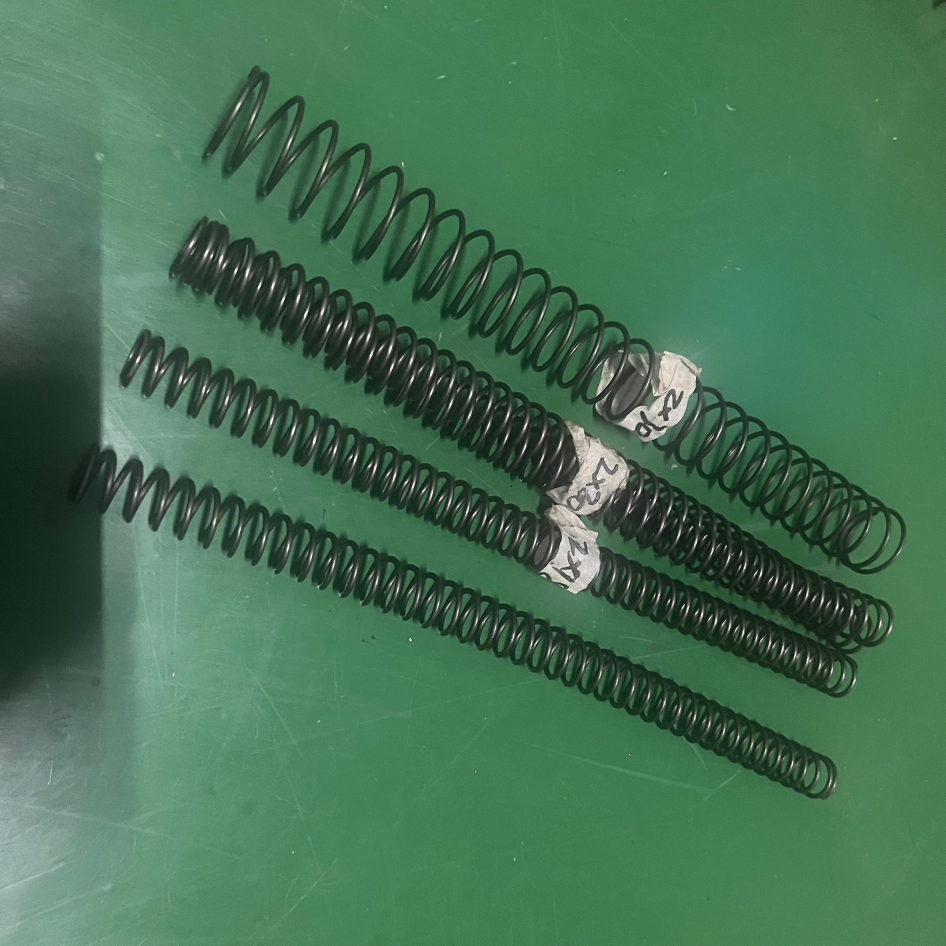 Long Compression Springs With 2mm Wire Diameter X (10-20)mm Out ...