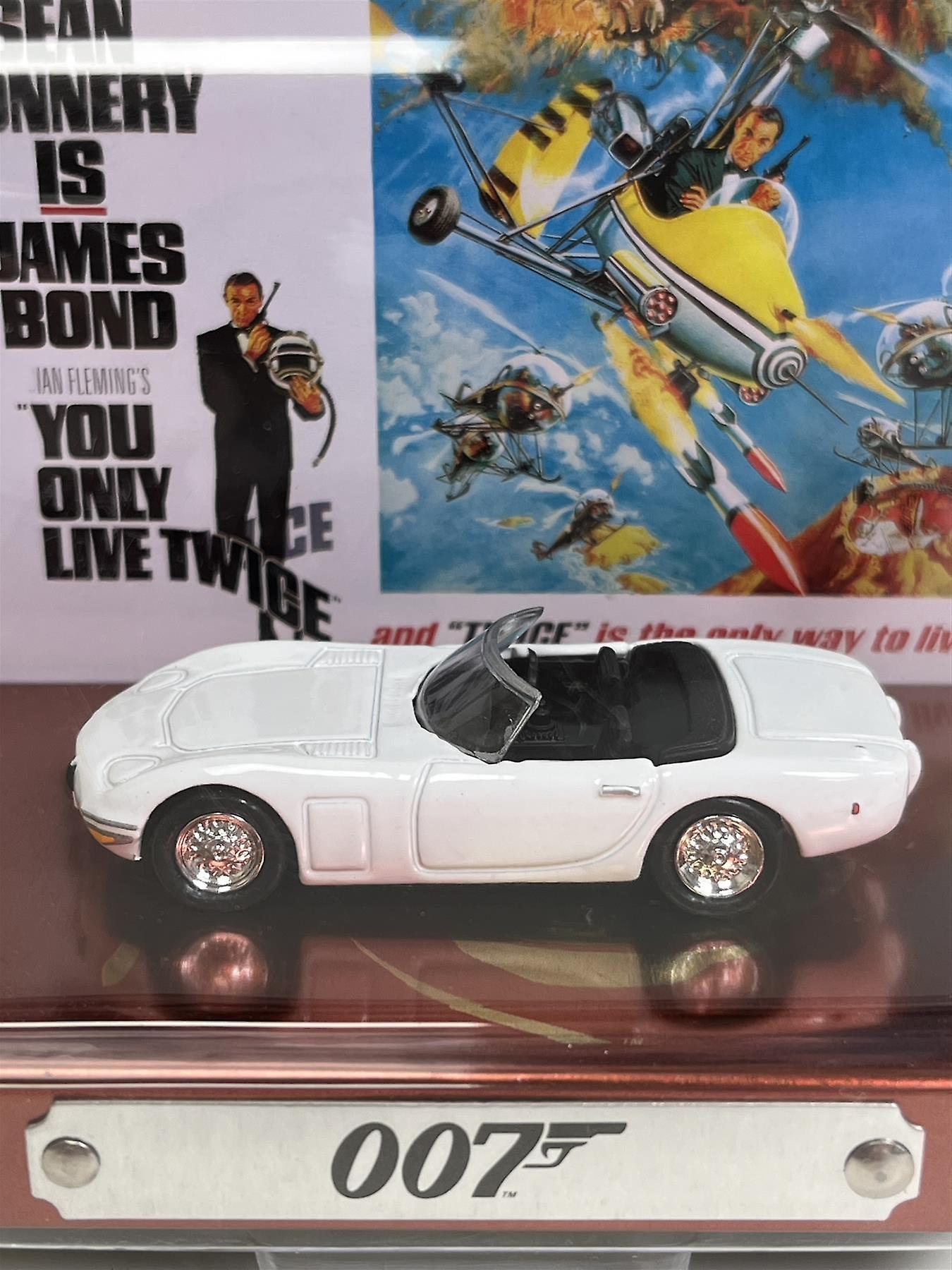 James Bond 007 1967 Toyota 2000 GT 1:64 Scale Johnny Lightning JLDR017 ...