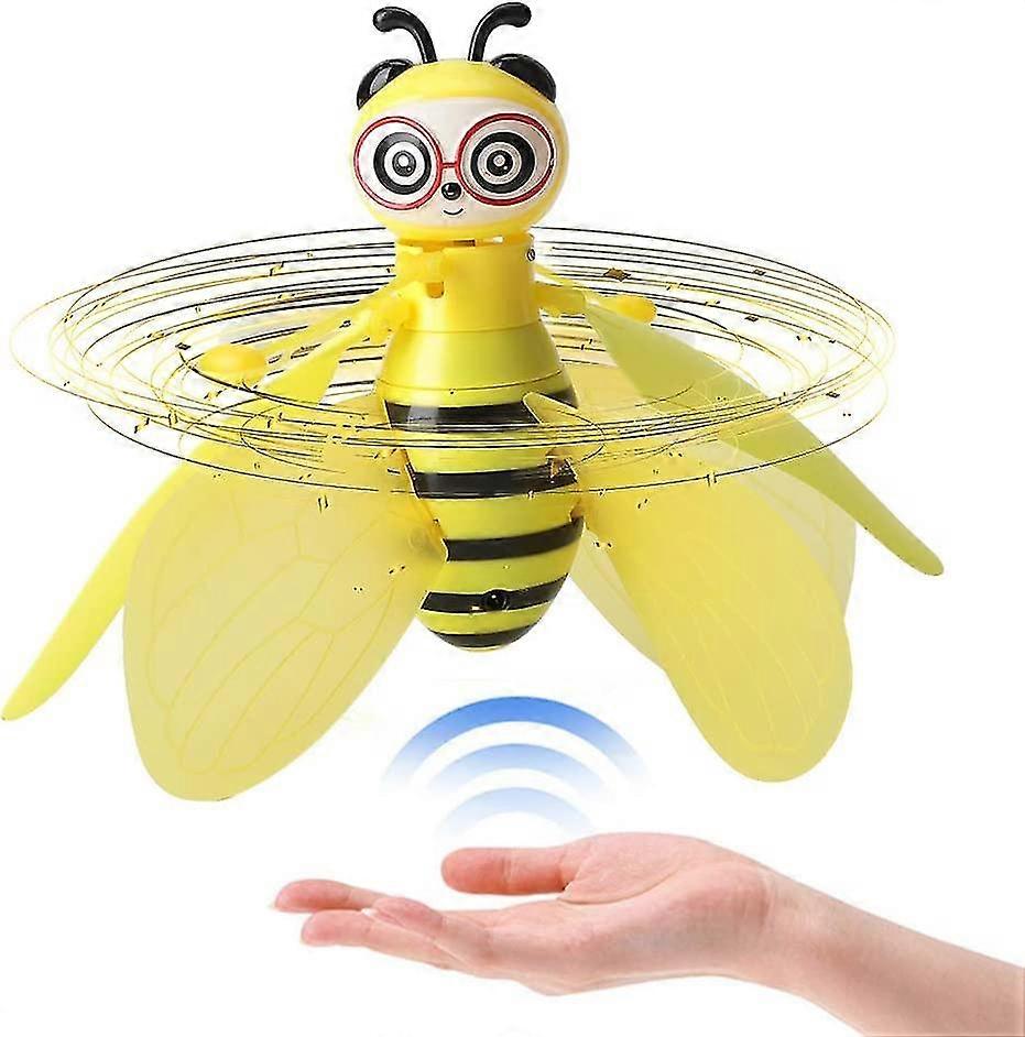 Flying Robot Astronaut Superhero Space Robot Helicopter, Induction ...