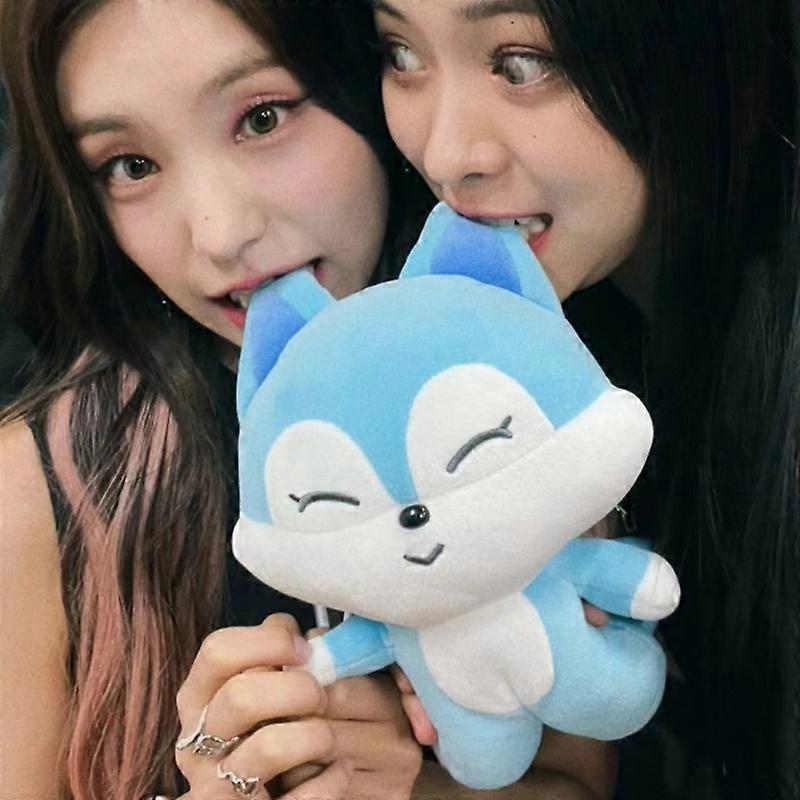 KPOP ITZY Plush WDZY Kawaii Yuna Lia Yeji RyuJin ChaerYeong Dolls ...