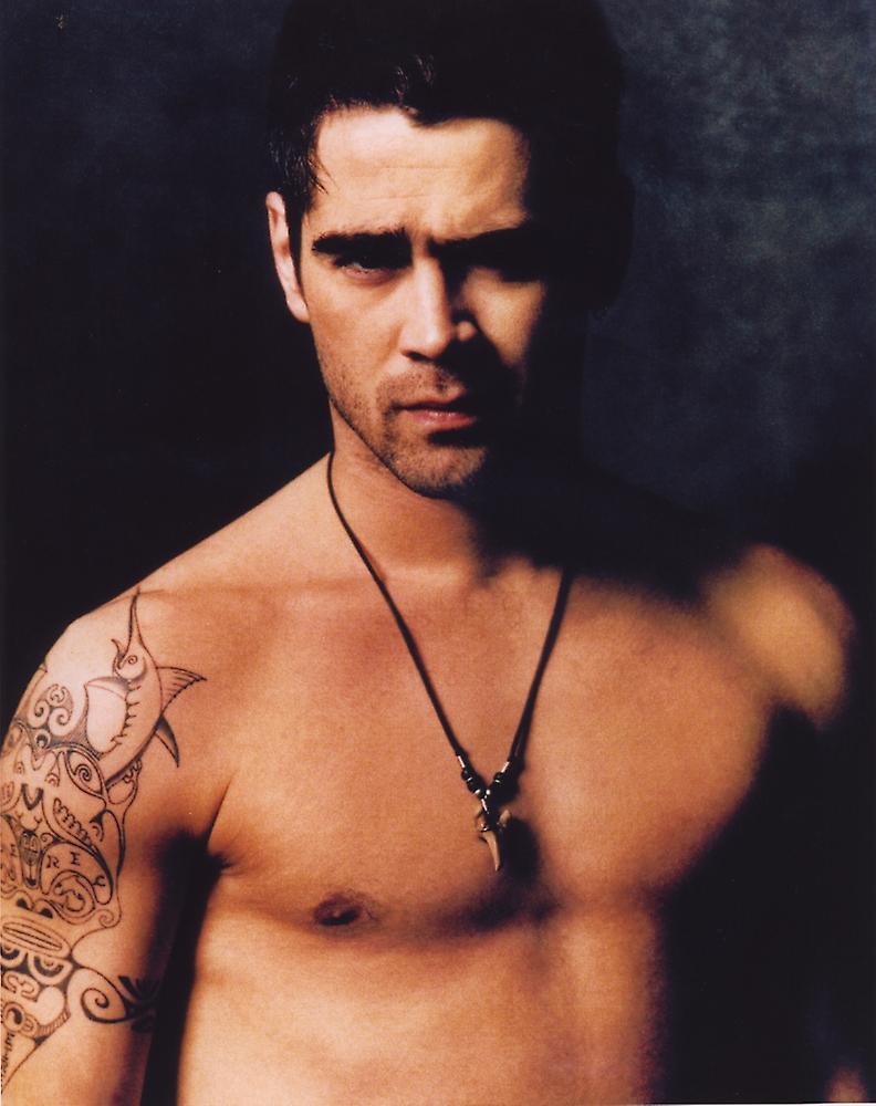 Colin Farrell Topless Portrait Poster 卓越