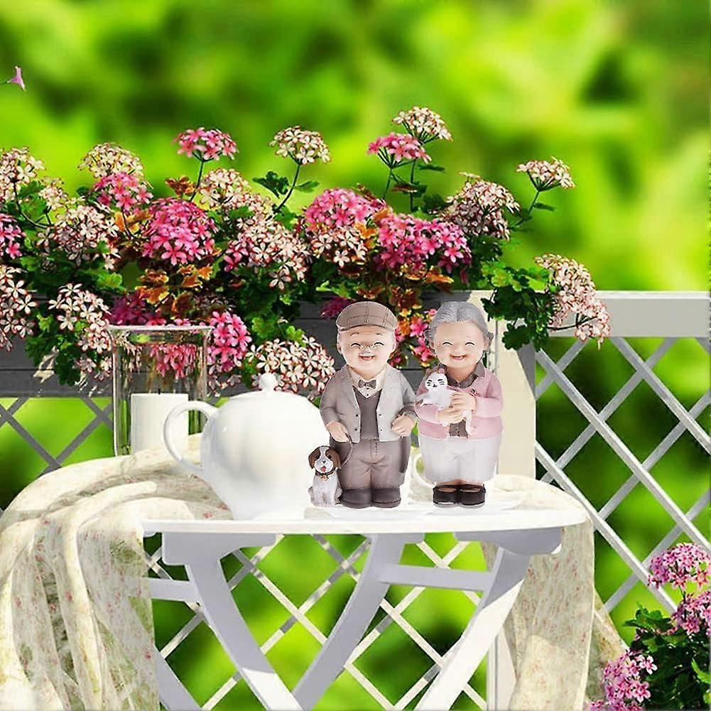 Elderly Couple Figurines Statue Resin Loving Grandparents Sculpture ...