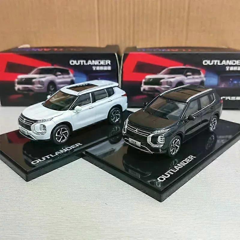 1:43 Scale OUTLANDER 2023 SUV Alloy Car Model Collection Ornaments ...
