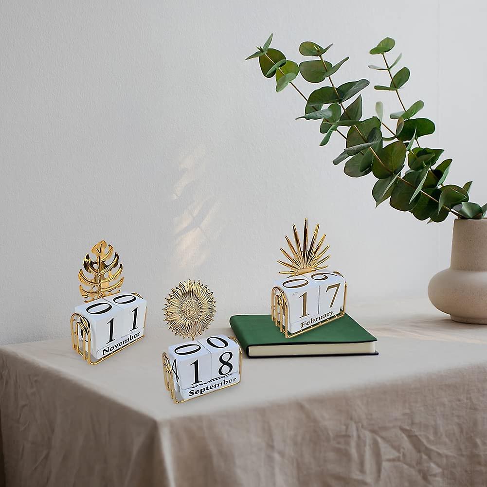 Desktop Calendar Ornaments Perpetual Desk Calendar Wooden Iron Desk ...