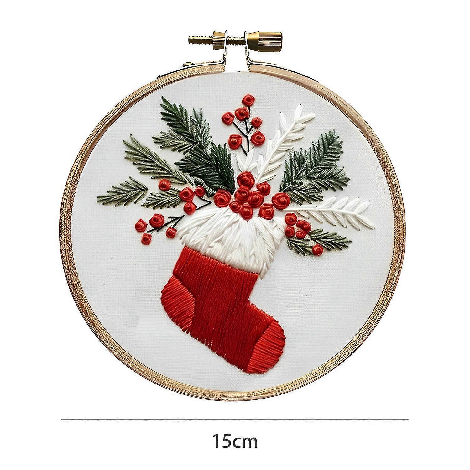 Christmas Embroidery Kit Xmas Themed Embroidery Pattern with Hoop ...