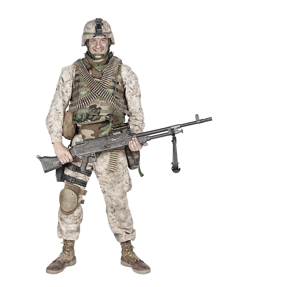 Soldier in camouflage combat uniform standing with machine gun. Poster 流行