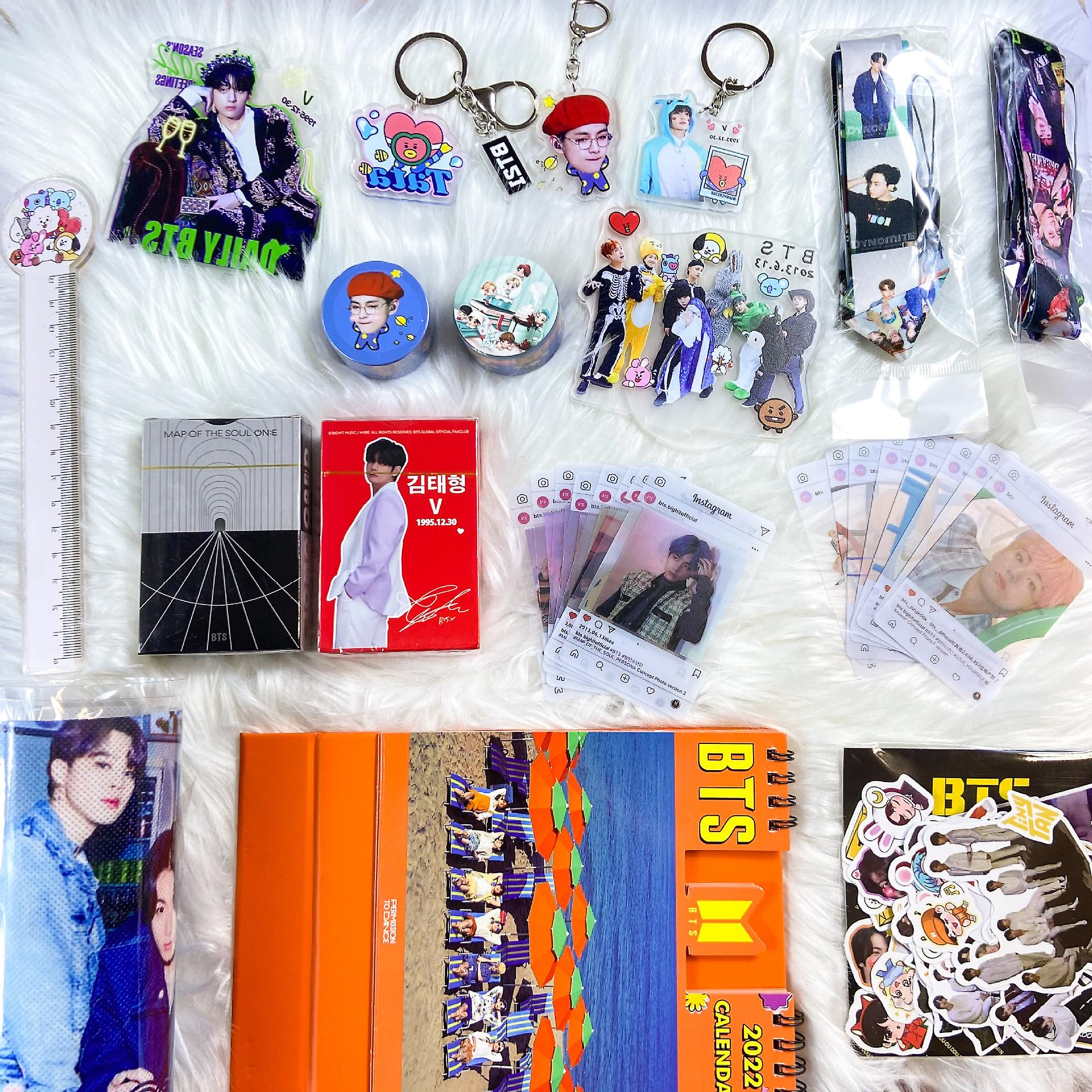 BTS Personal Calendar Sticker Large Gift Box Gold Taiheng Small Card ...