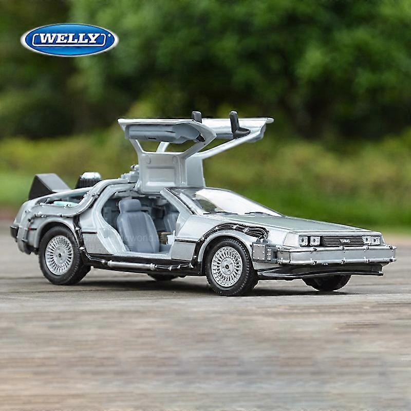 1:24 DMC-12 DeLorean Time Machine Back to the Future Car Static Die ...