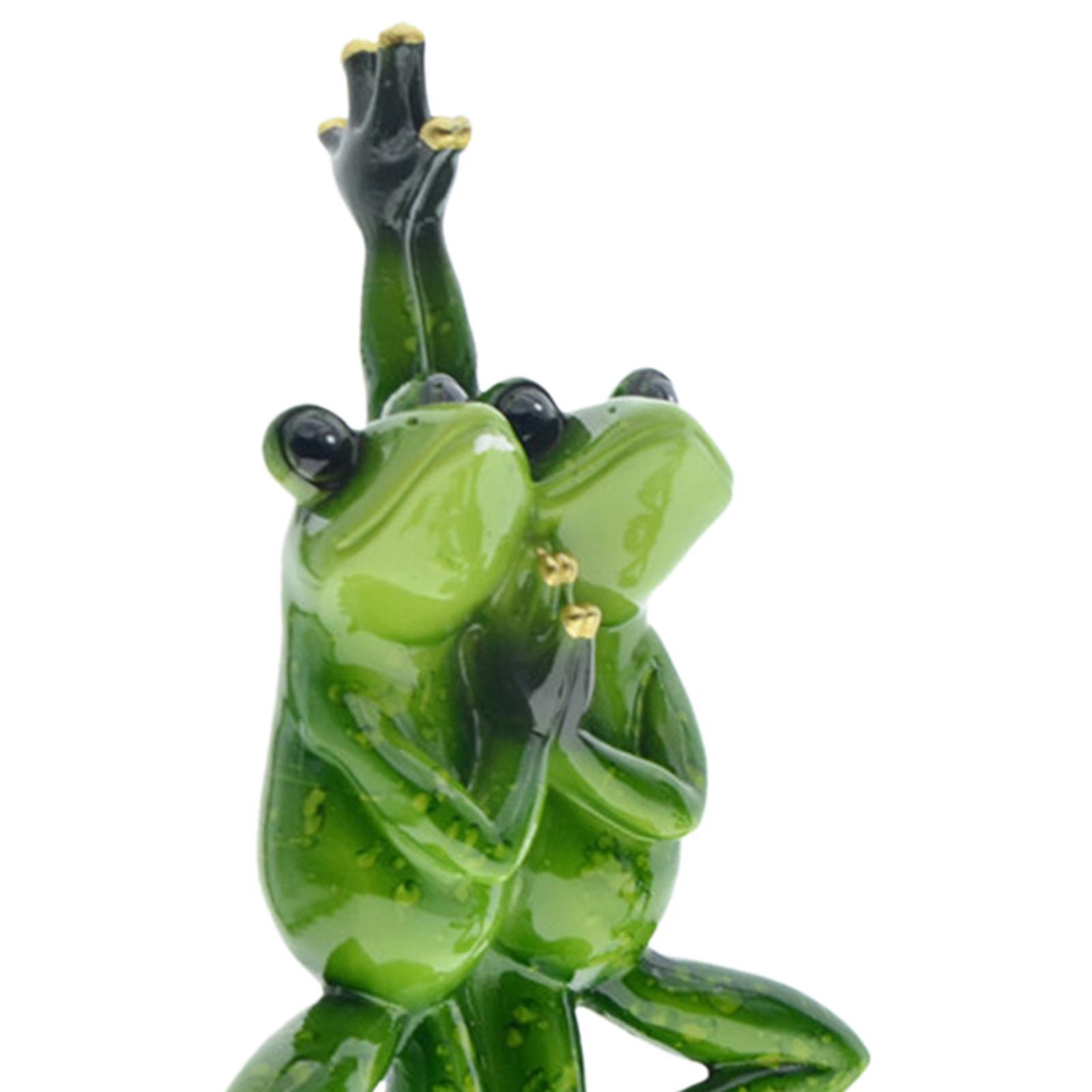 Funny Frogs Couple Statues Frog Sculpture for Living Room Home ...