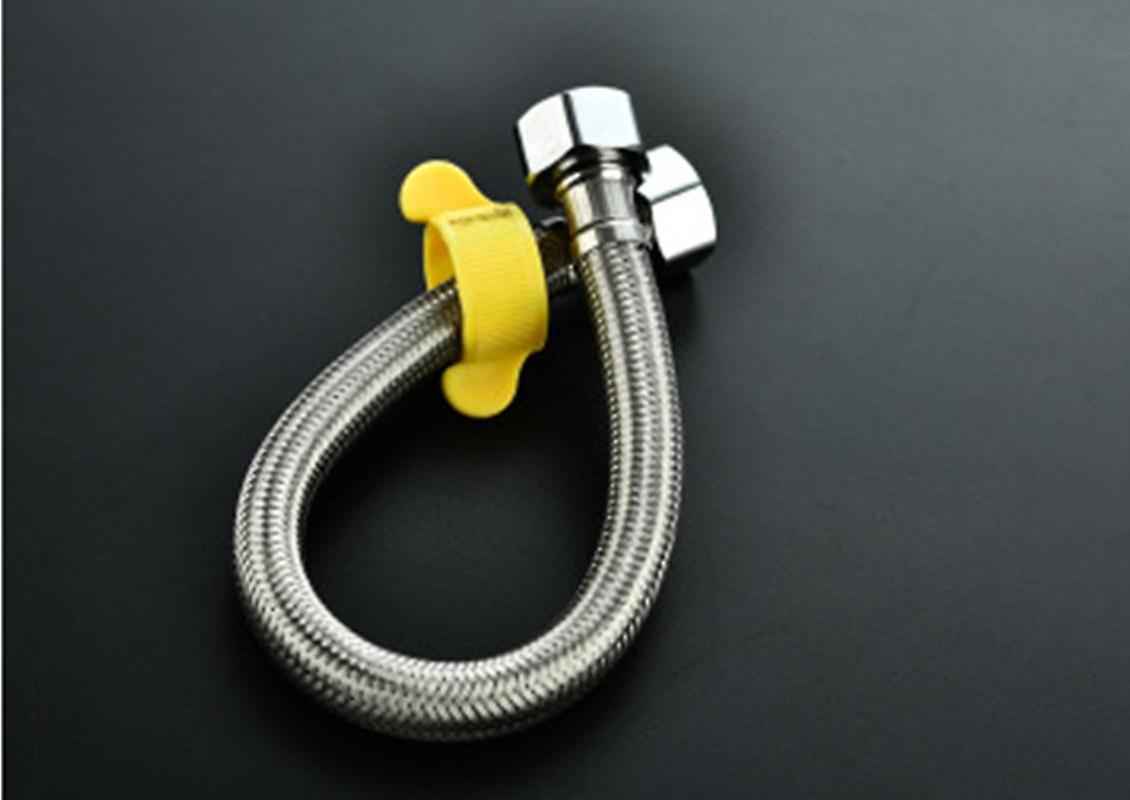 Pair of water Flexible Pipes for Bathroom/Kitchen/Toilet Taps British ...