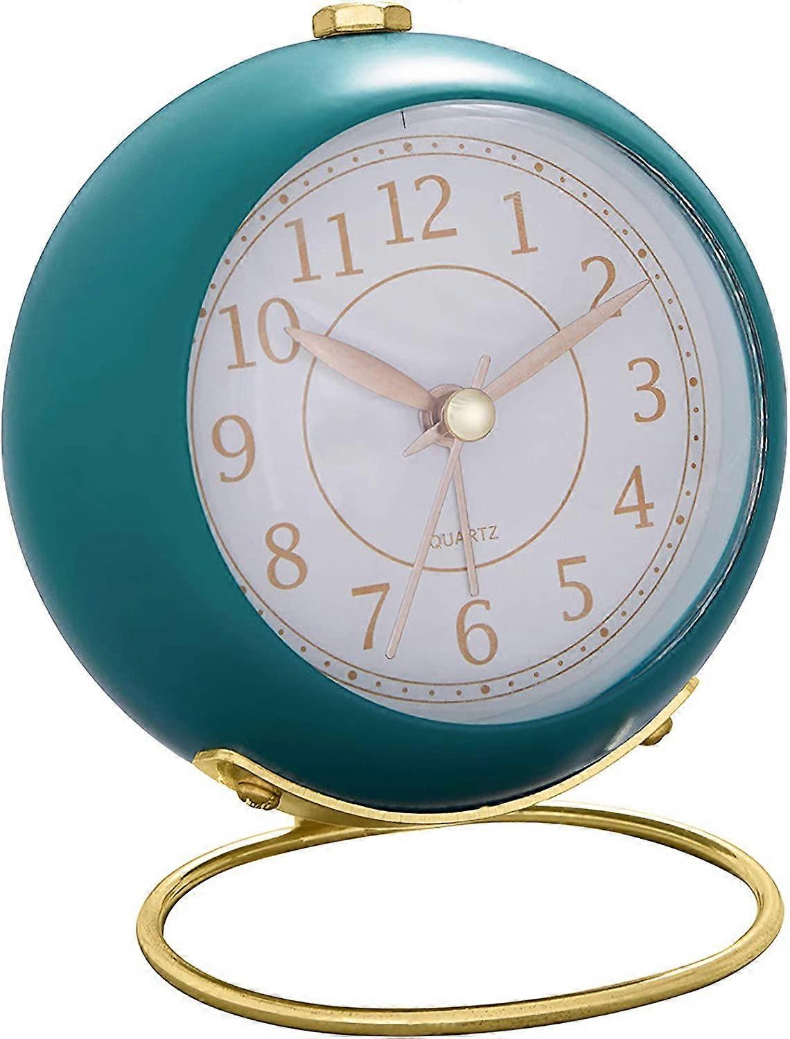 Small Table Clocks, Classic Non-Ticking Tabletop Alarm Clock with ...