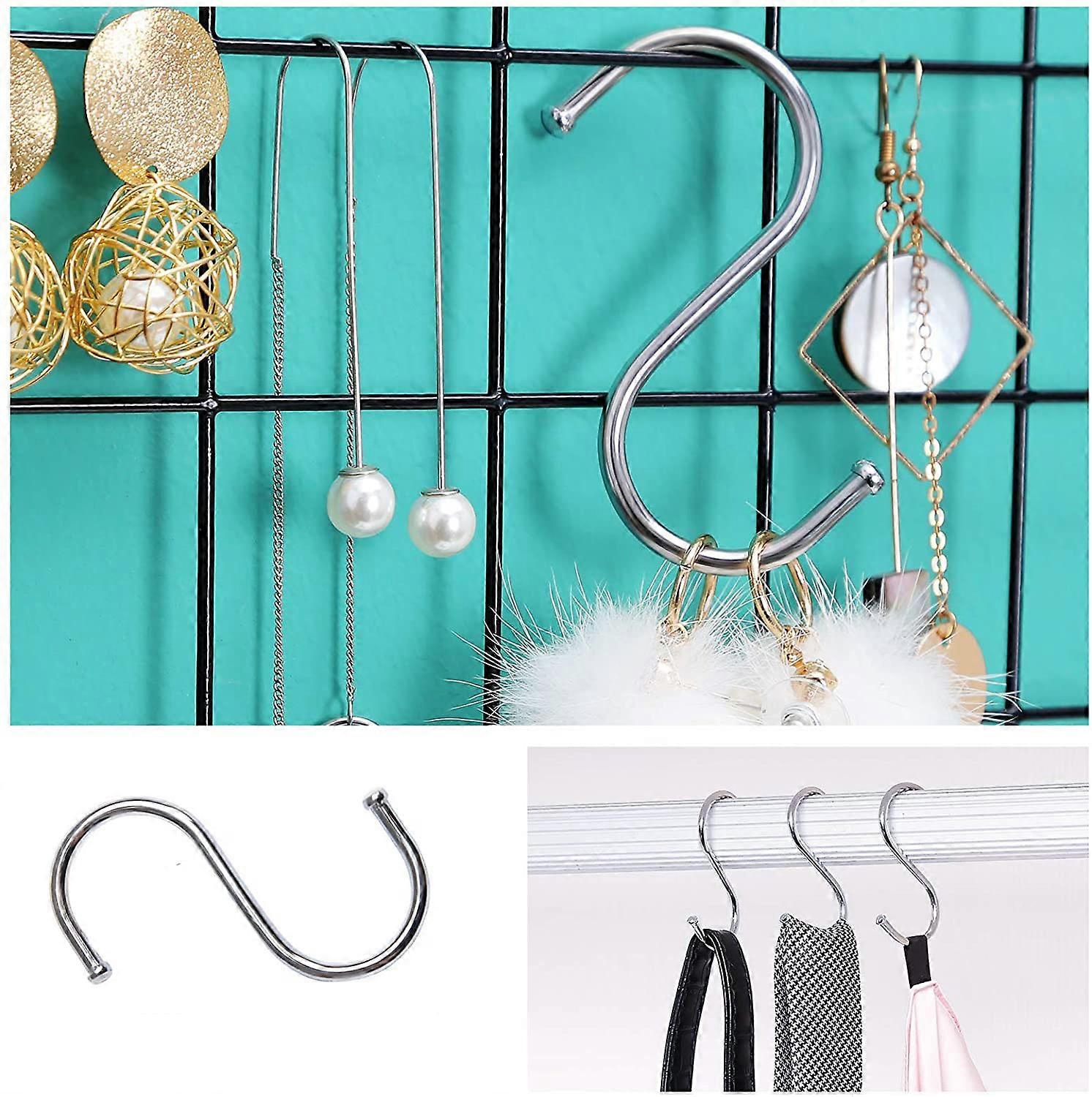 Photo wall made of wire mesh wall decor wall grille DIY with S-hooks ...