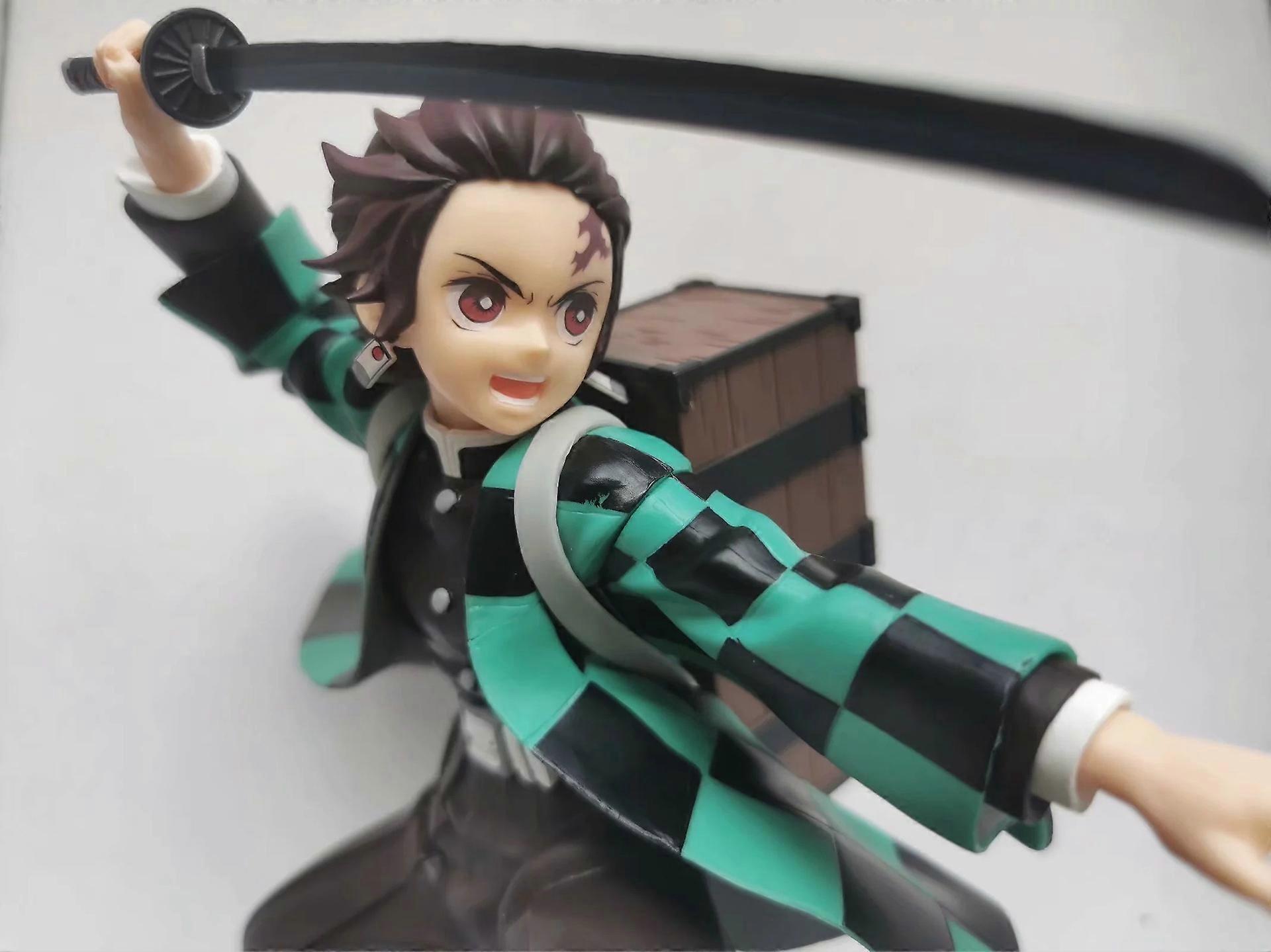 Demon Slayer: Kimetsu no Yaiba SPM Figure Kamado Tanjiro, Multicolor ...