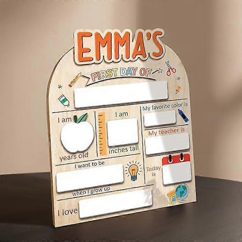 Back-to-school sign, holding a check-in sign to commemorate the start ...