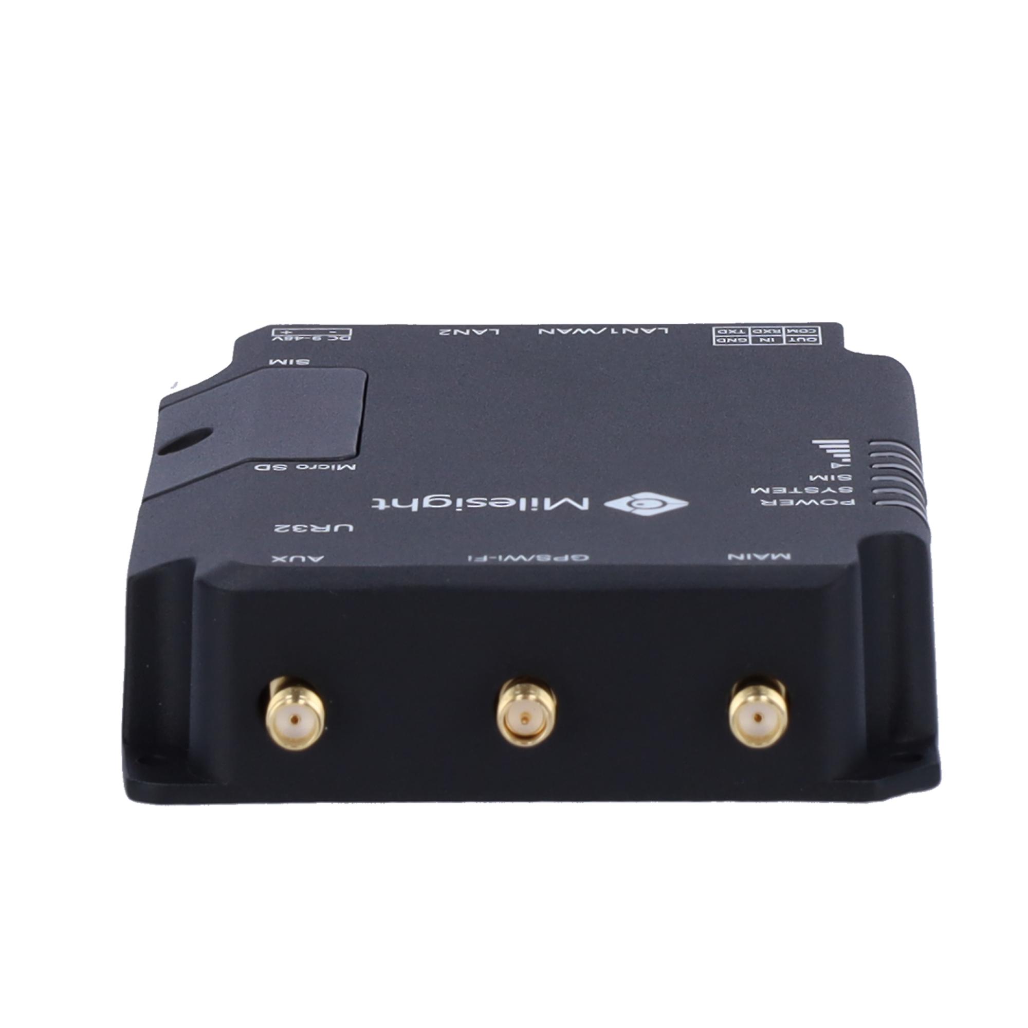 Milesight - Industrial 4G WiFi Router - 2 Ethernet ports RJ45 10/100 ...