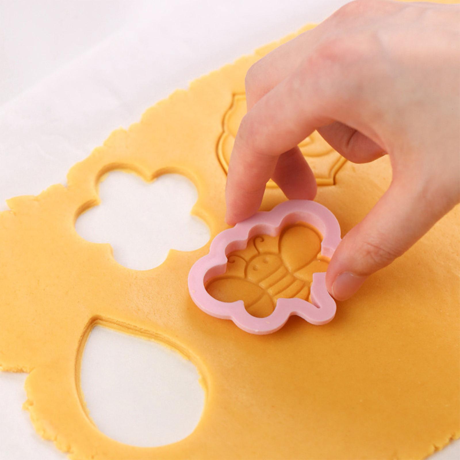 Cute Cartoon Silicone Molds Flower Bee Leaves Molds Candy Molds Icing ...