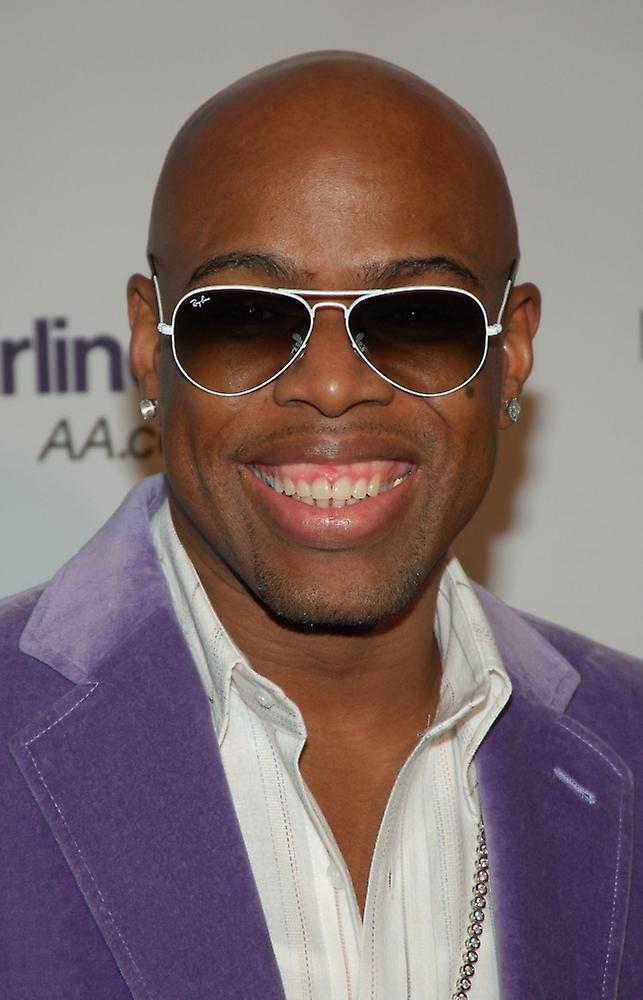 Gio Williams (Wearing Ray Ban Sunglasses) At Arrivals For People En ...