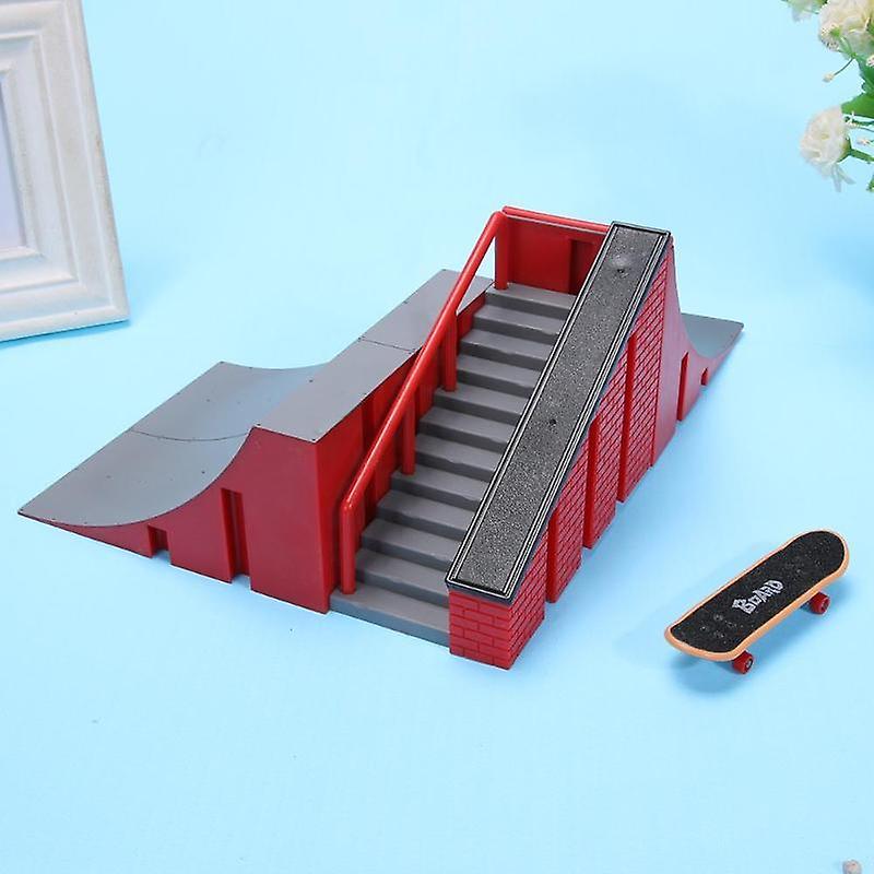 Fingerboard Skate Park Kit, Mini Finger Board Table Game Ramp Track Toy ...