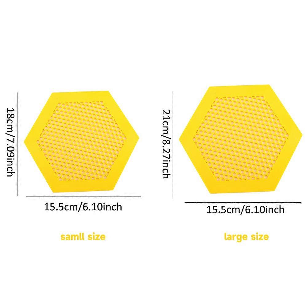 Bee Insect Waterer, Floating Bee Island, Bee Waterer, Bee Cups Thirsty ...