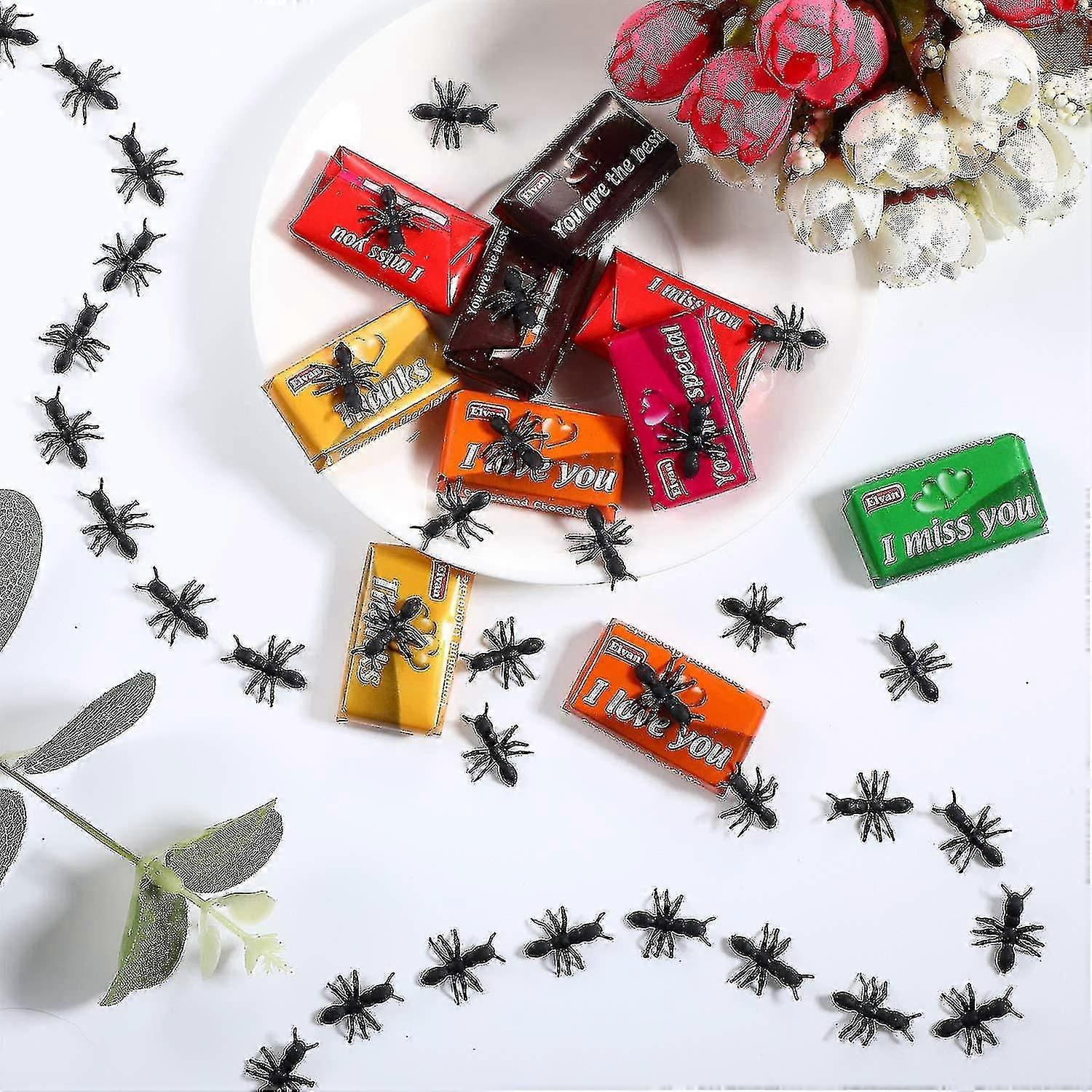 300 Pieces Fake Ants Prank Plastic Black Ant Bugs Joke Toys Realistic ...