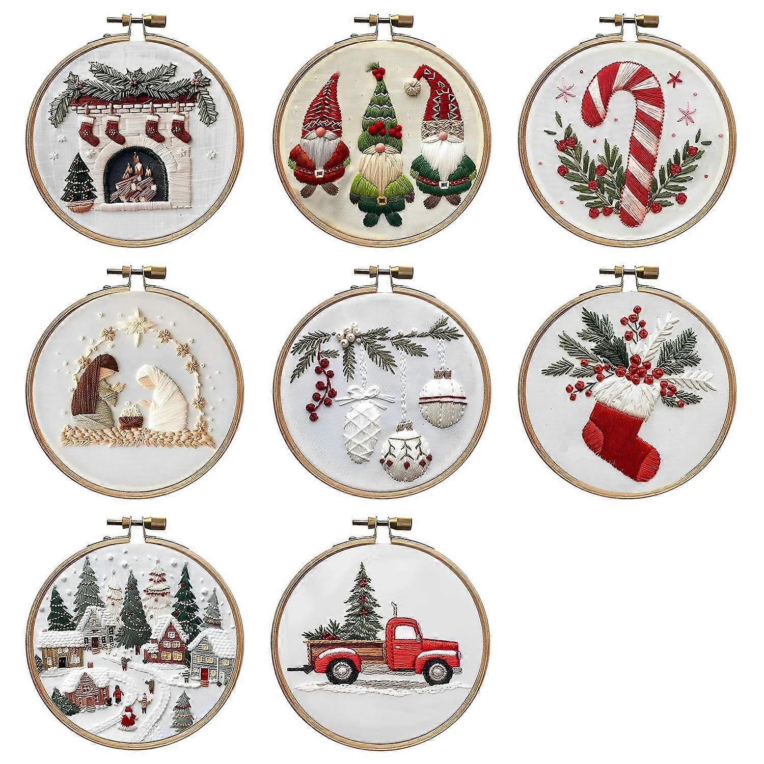 Christmas Embroidery Kit Xmas Themed Embroidery Pattern with Hoop ...