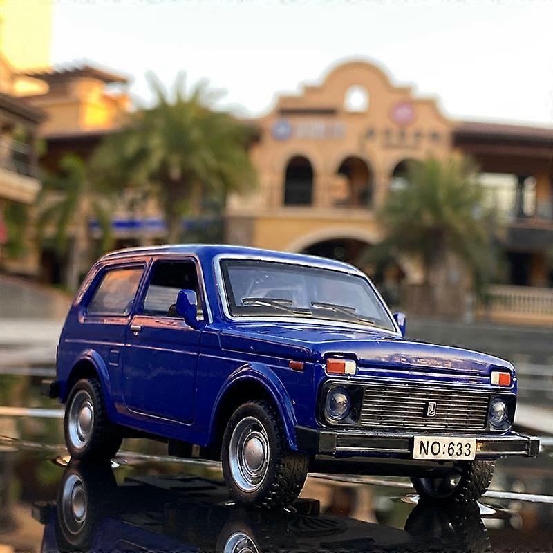 1:32 LADA NIVA Classic Car Alloy Car Diecasts & Toy Vehicles Metal Toy ...