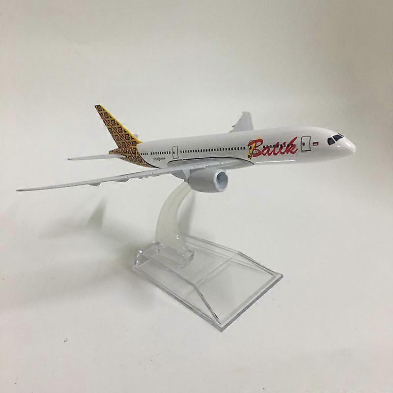 JASON TUTU 16cm Indonesia Batik Boeing 787 Aircraft Model Diecast Metal ...